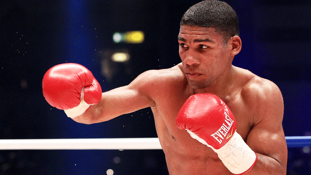 Excampeón Gamboa enfrentaría a Vélez el 5 de mayo en ESPN