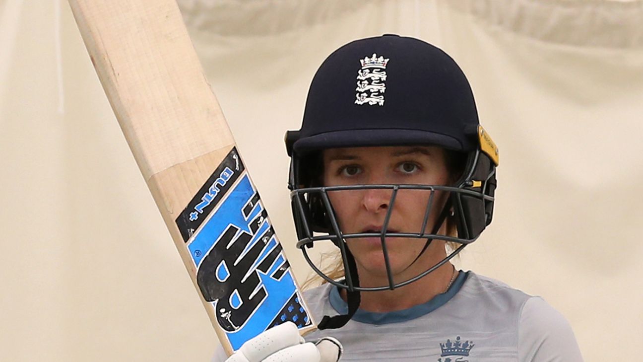 Kate Cross poised to unleash frustration of a quiet English summer - ESPN