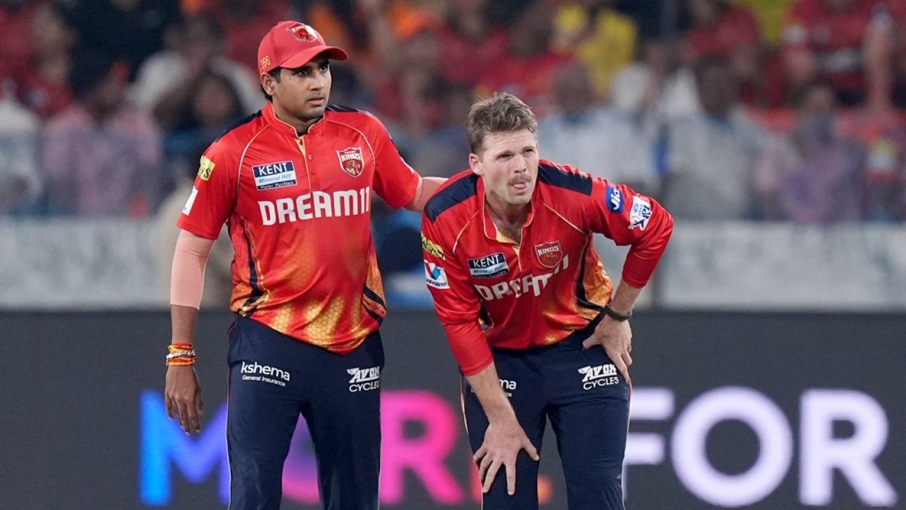 Lockie Ferguson leaves field with injury two balls into spell - ESPN