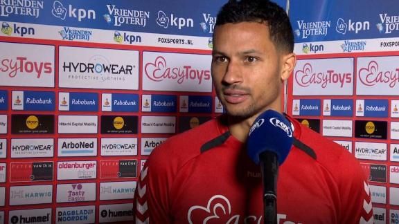 Van Rhijn: "Je wordt hier van het veld geveegd" - ESPN Video