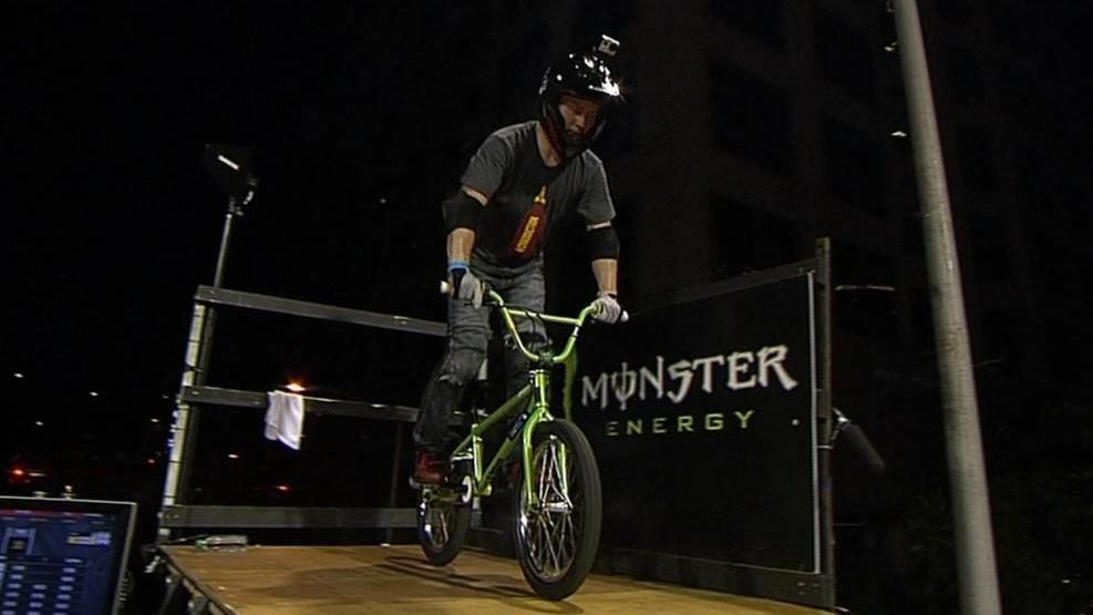 Chad Kagy scores a 85.66 in Run 2 in BMX Vert Final - ESPN Video