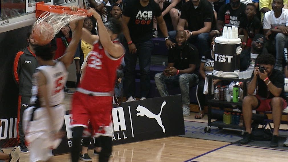 Ohio State alum throws down poster off backboard pass at TBT - ESPN Video