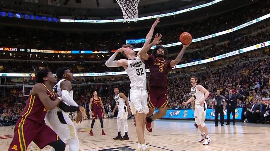 Murphy muscles through contact for and-1 lay-in - ESPN Video