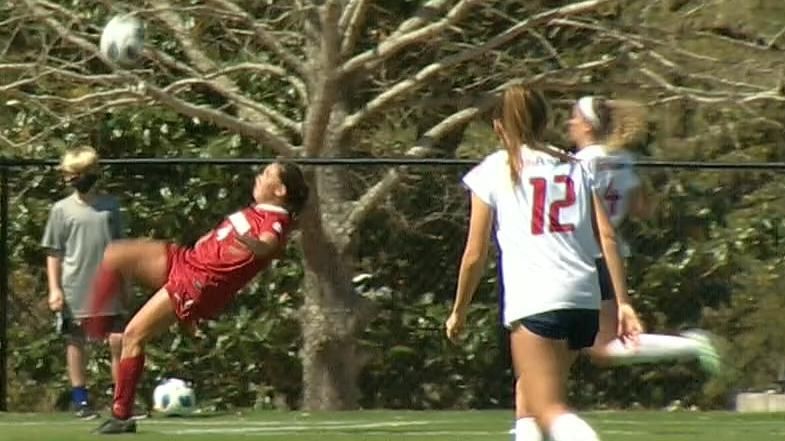 Alabama soccer player scores epic bicycle-kick goal - ESPN Video