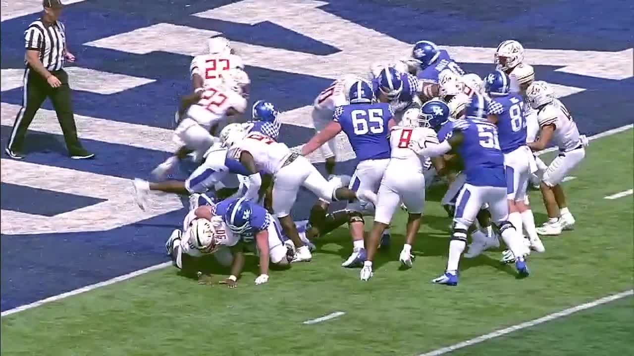 Christopher Rodriguez Jr. crosses goal line for 2-yard rushing TD ...