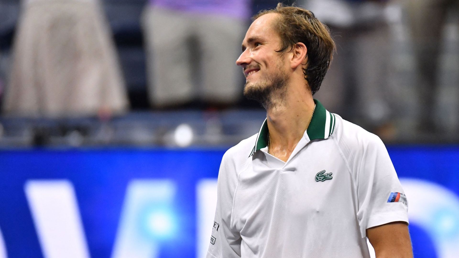 Medvedev makes quick work of Evans, advances in straight sets - ESPN Video