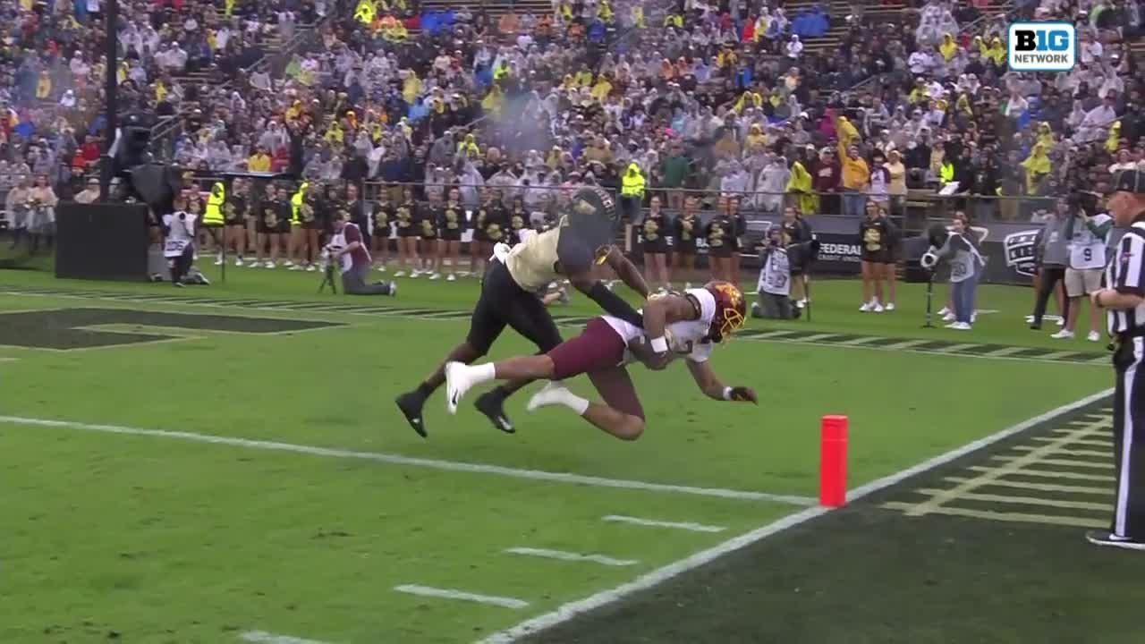 Tanner Morgan airs it out for 32-yard TD pass - ESPN Video