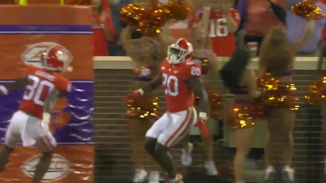 Kobe Pace crosses goal-line for 59-yard Rushing touchdown - ESPN Video