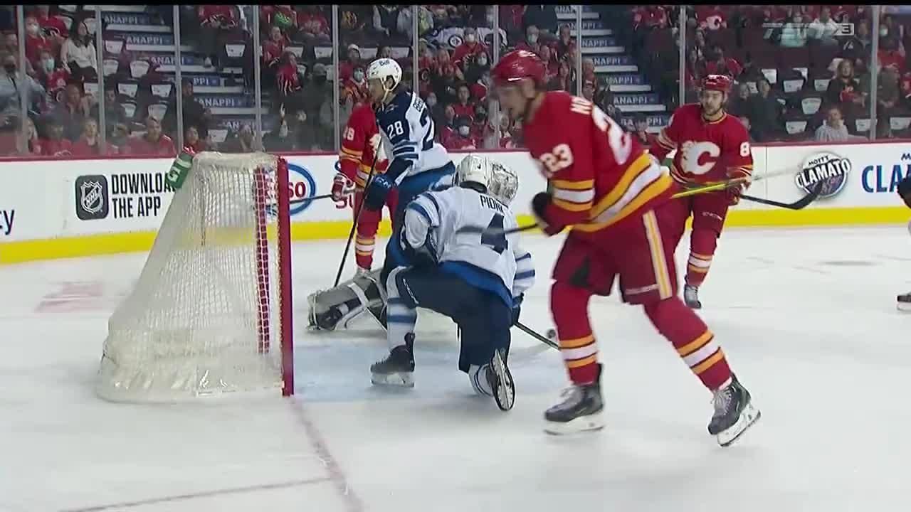 Sean Monahan scores on the power play for Flames - ESPN Video
