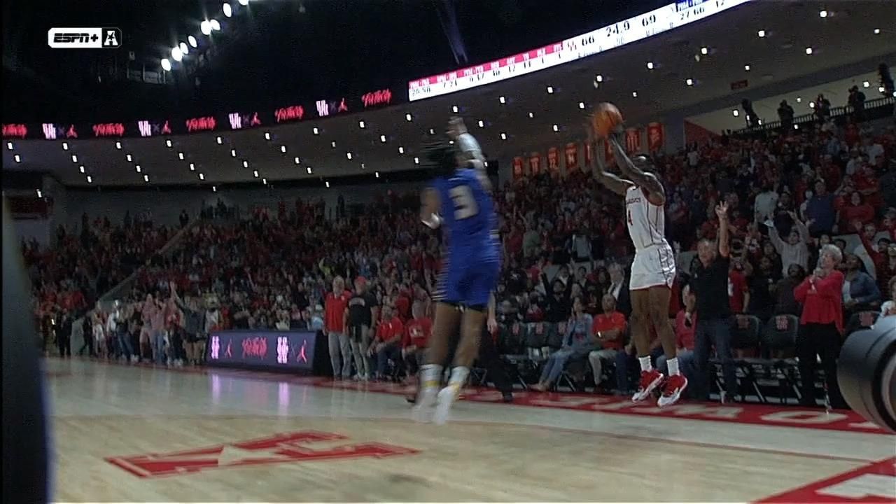 Taze Moore sinks corner 3 to force OT - ESPN Video