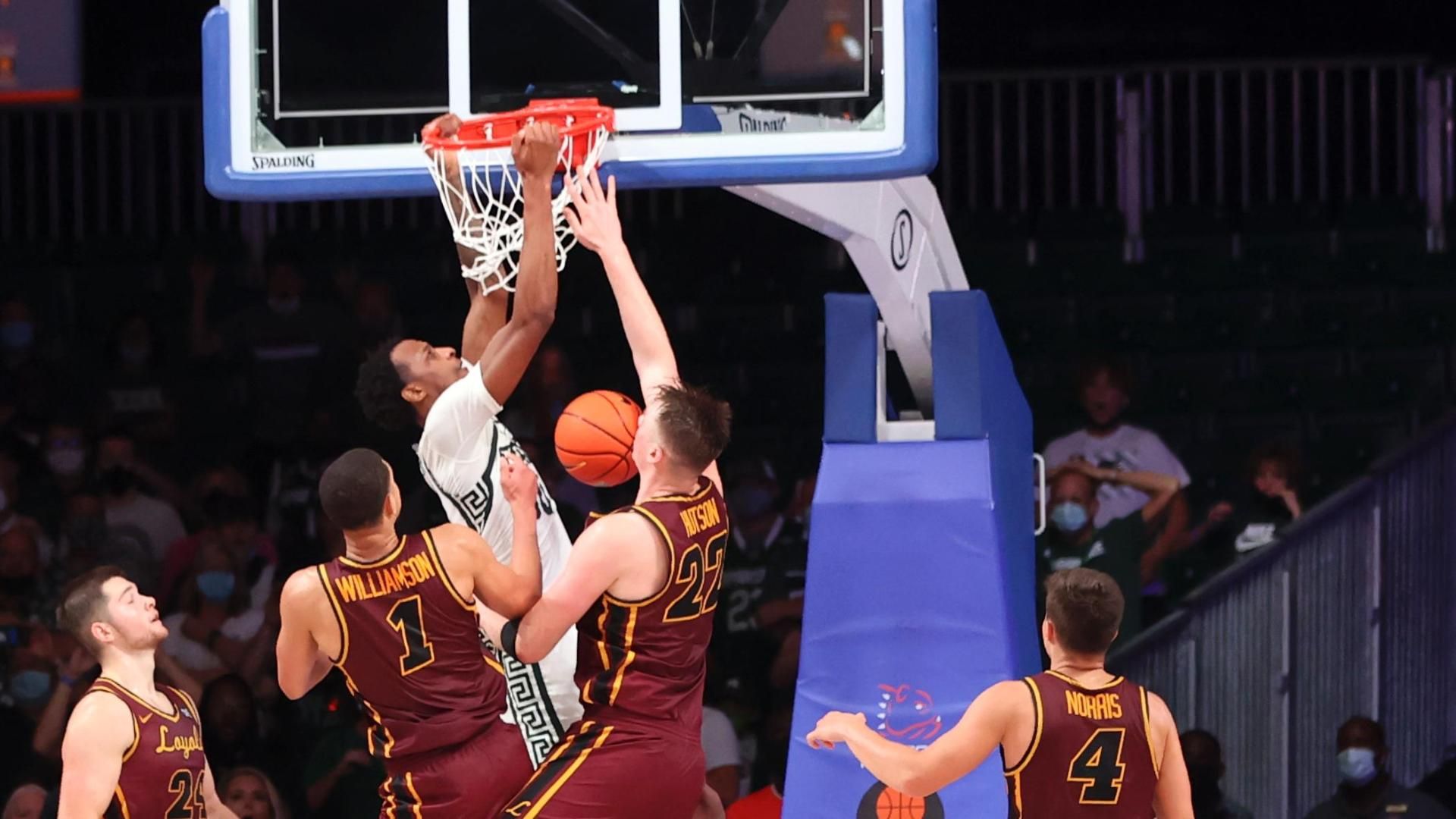 Marcus Bingham Jr. throws down alley-oop to seal MSU's win - ESPN Video