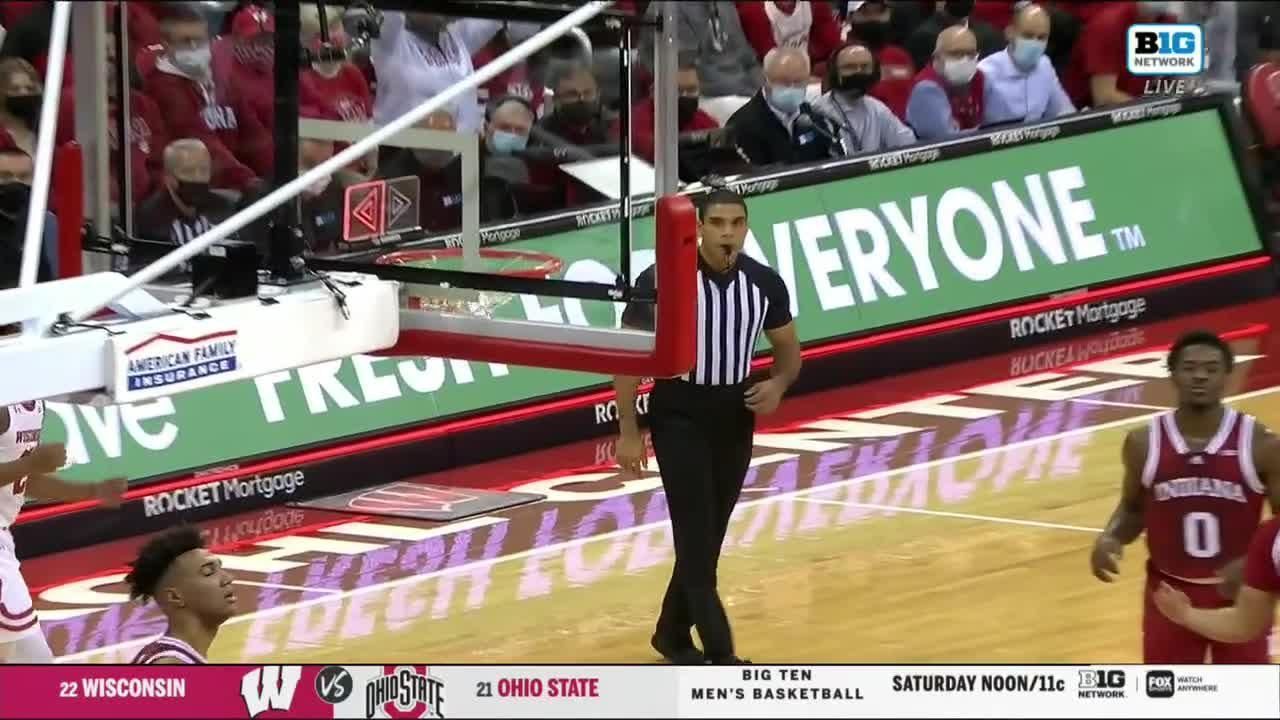 Johnny Davis with the and-1 bucket - ESPN Video
