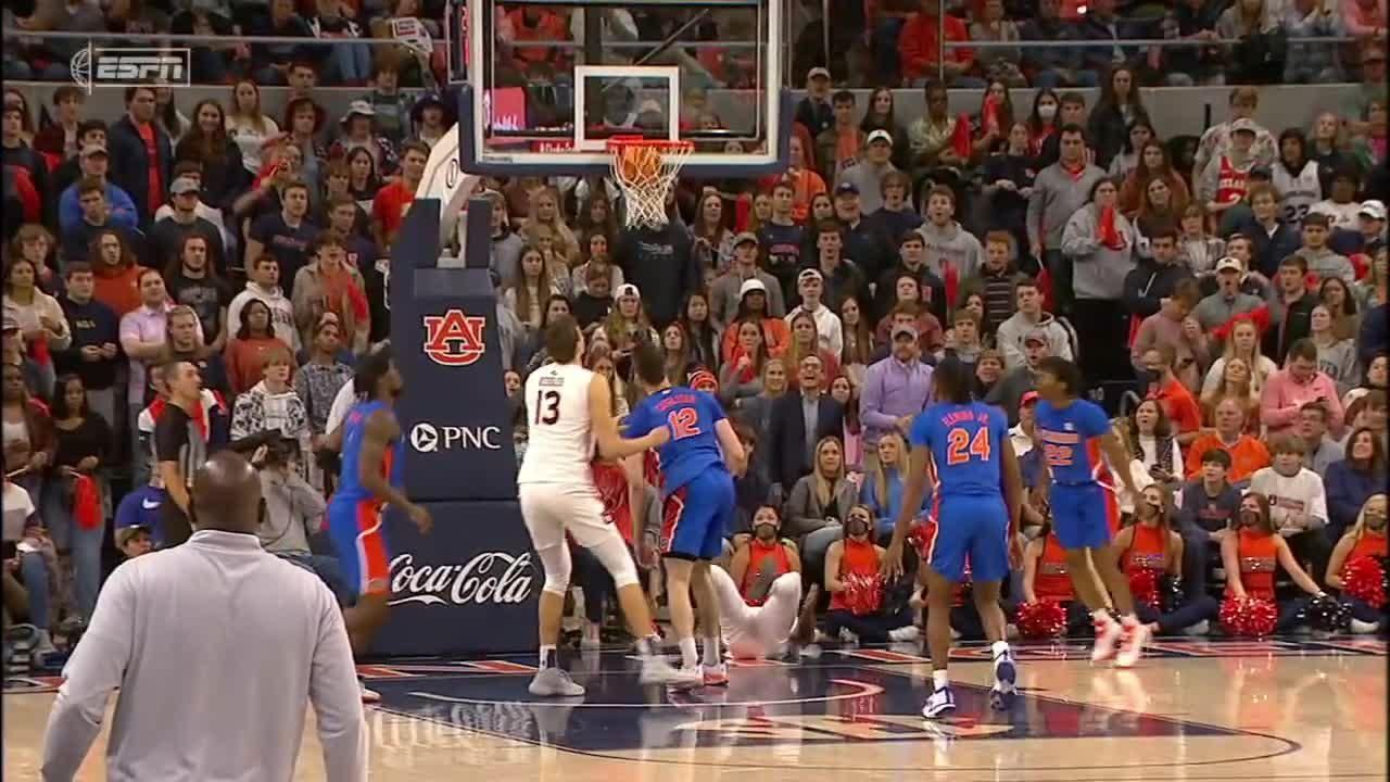 K.D. Johnson makes a nice move for the lay-in - ESPN Video