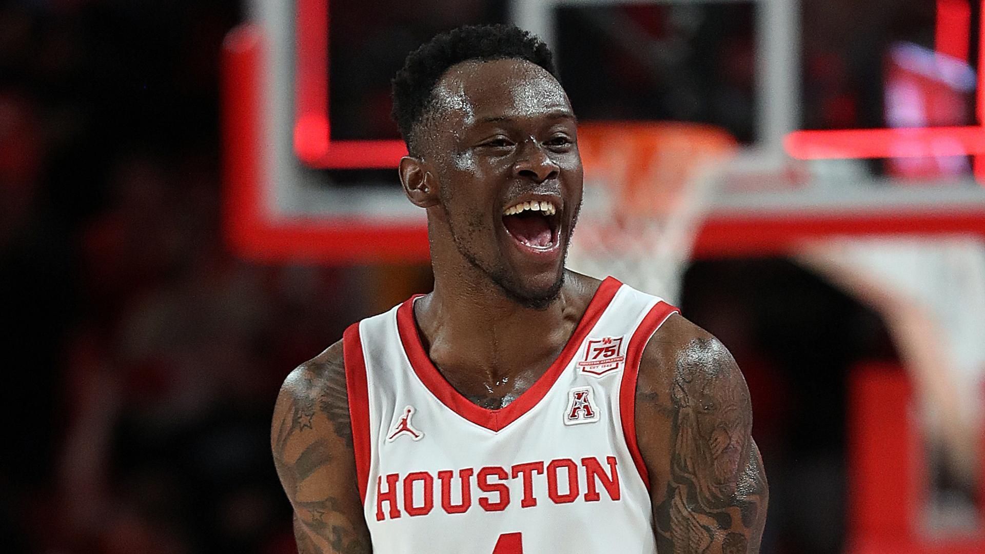 Taze Moore somehow gets the and-1 to fall - ESPN Video