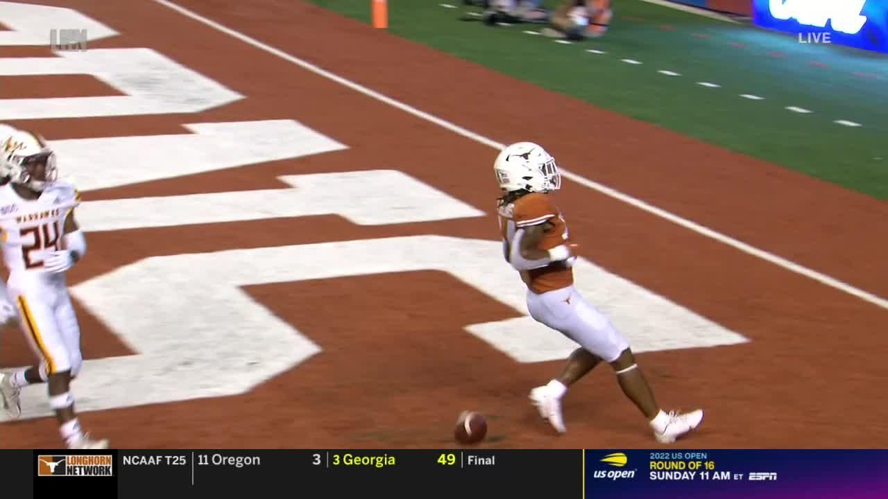 End Zone! Jonathon Brooks scores 19-yard rushing TD - ESPN Video