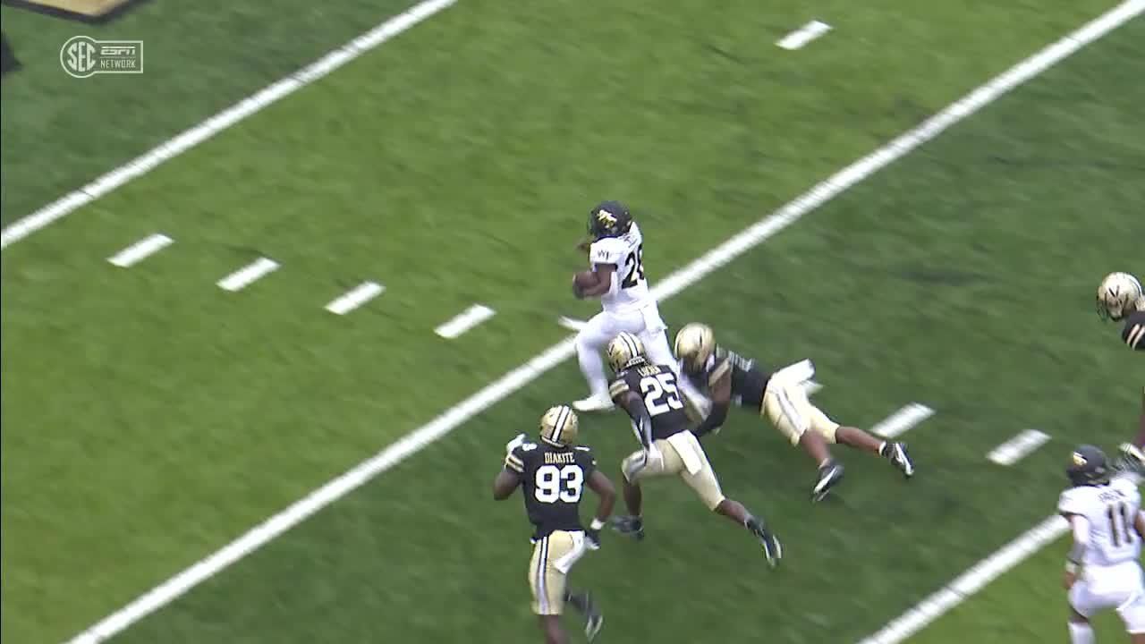 Quinton Cooley scores 24-yard rushing TD - ESPN Video