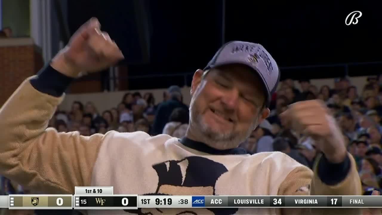 Christian Turner goes 14 yards on impressive carry - ESPN Video