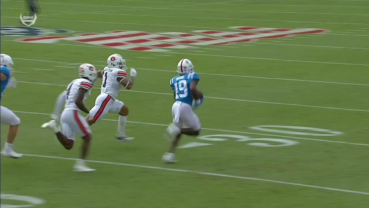 Dayton Wade goes 36-yard on impressive rush - ESPN Video