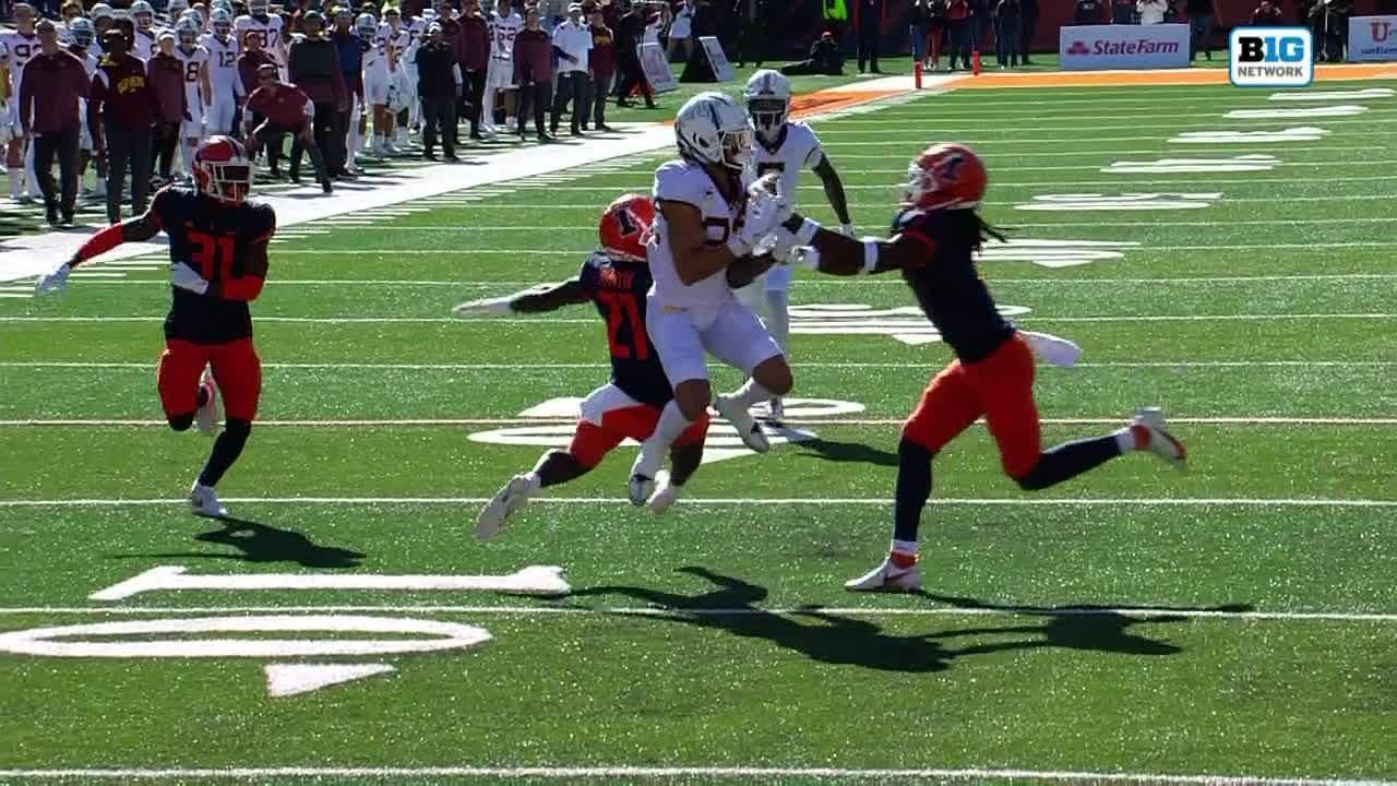 Illinois defender swoops in to pick off Minnesota early - ESPN Video