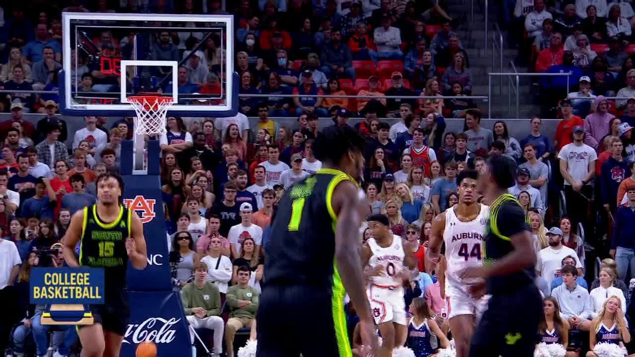 Selton Miguel hits buzzer-beater vs. Auburn Tigers - ESPN Video