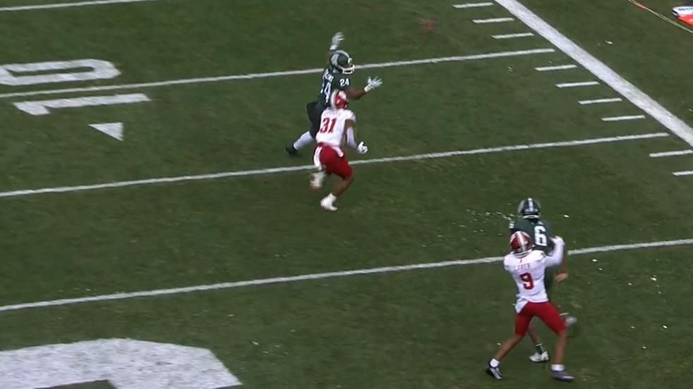 Michigan State scores TD on odd deflection - ESPN Video