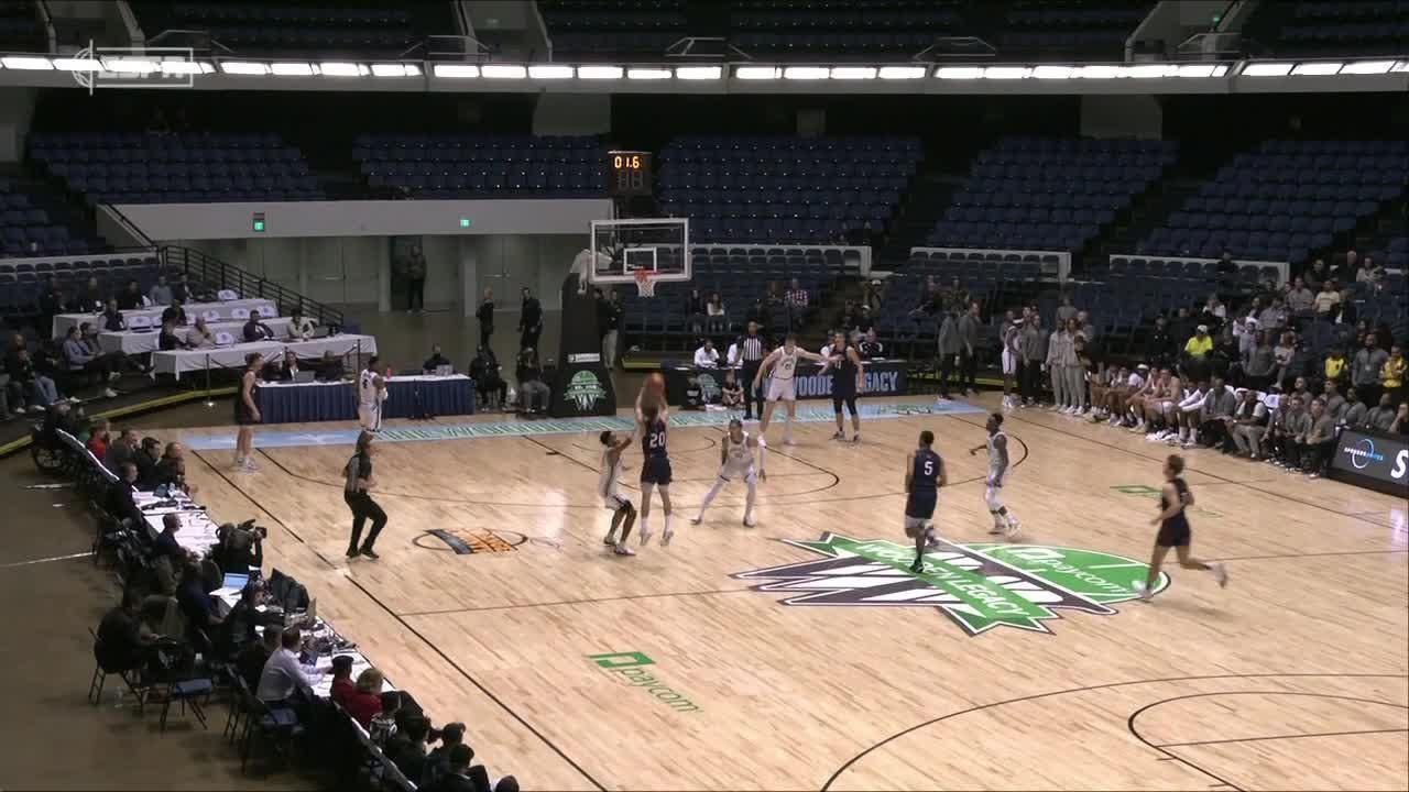 Aidan Mahaney beats halftime buzzer with deep heave for Saint Mary's ...