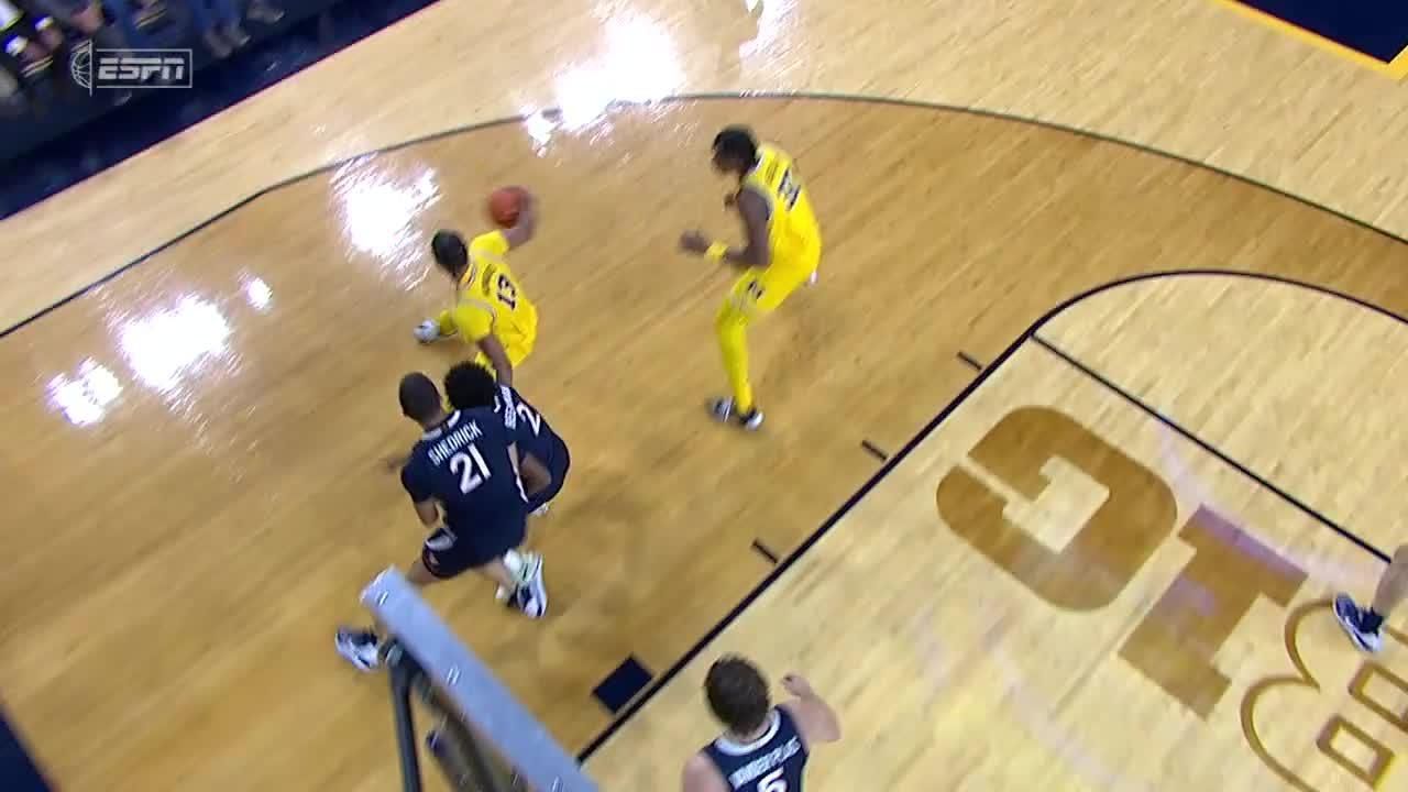 Jett Howard shakes two defenders for Wolverines' bucket - ESPN Video
