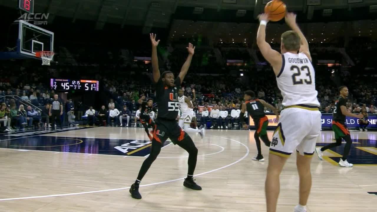 Marcus Hammond knocks down the trey - ESPN Video