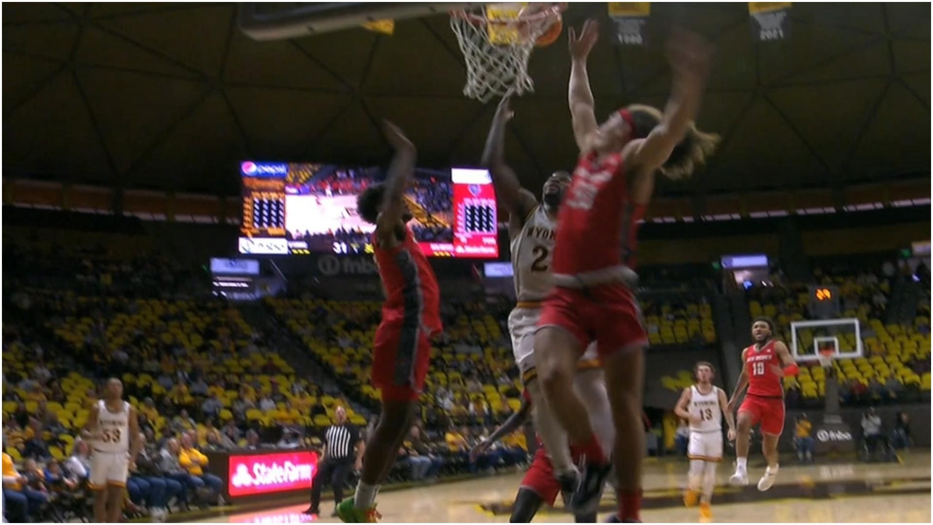 Ethan Anderson beats the first-half buzzer for Wyoming - ESPN Video