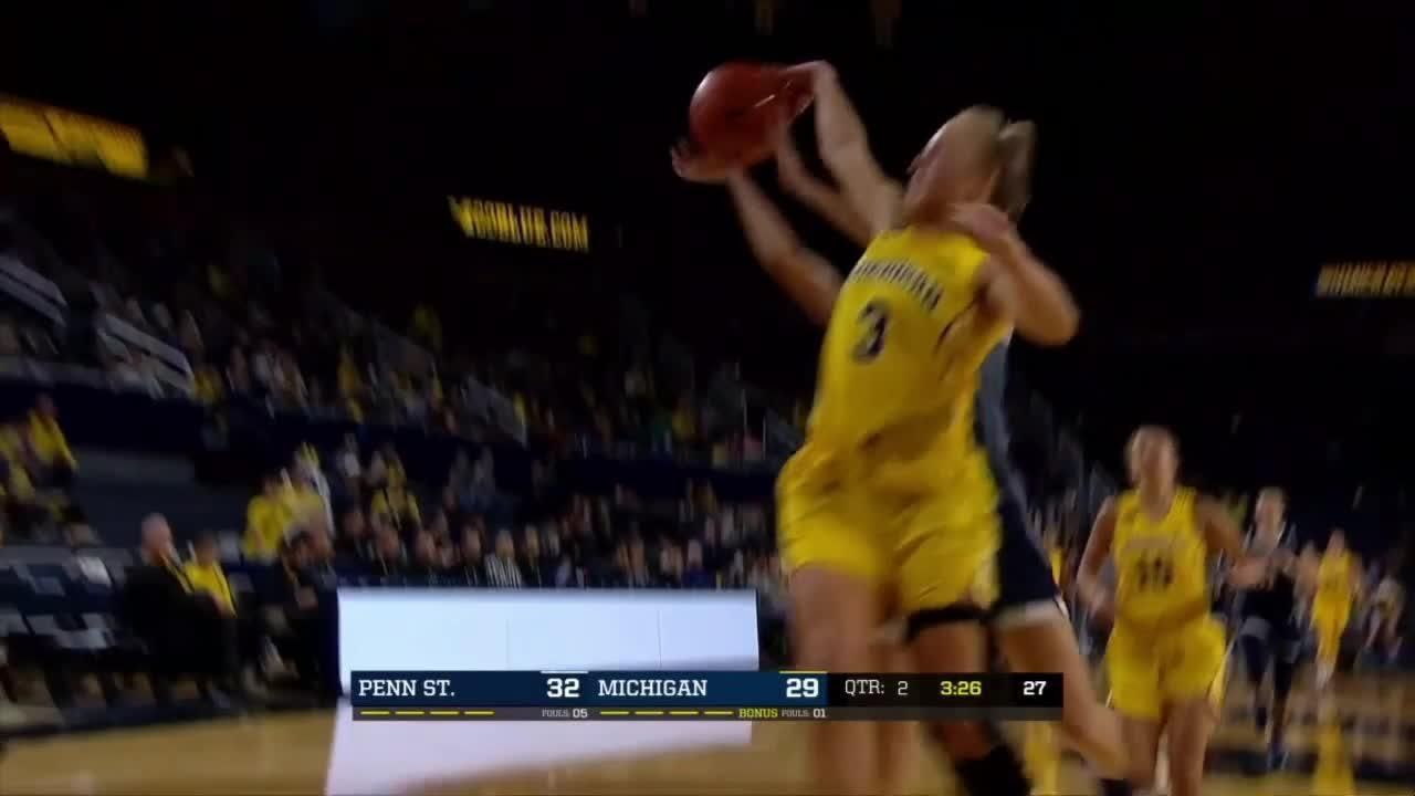 Michigan's Maddie Nolan with a nice chase-down block - ESPN Video