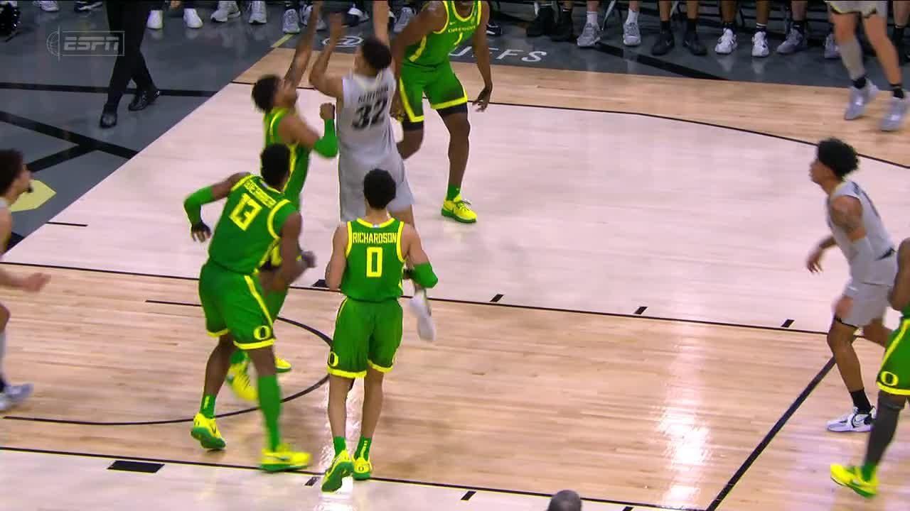 Julian Hammond III with the massive block at the rim - ESPN Video