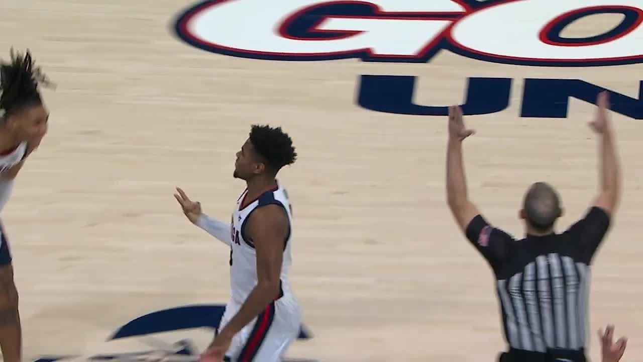 Malachi Smith forces a Portland timeout with a 3 - ESPN Video