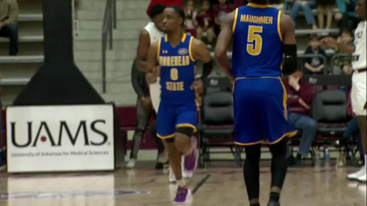 Mark Freeman drops in smooth layup - ESPN Video