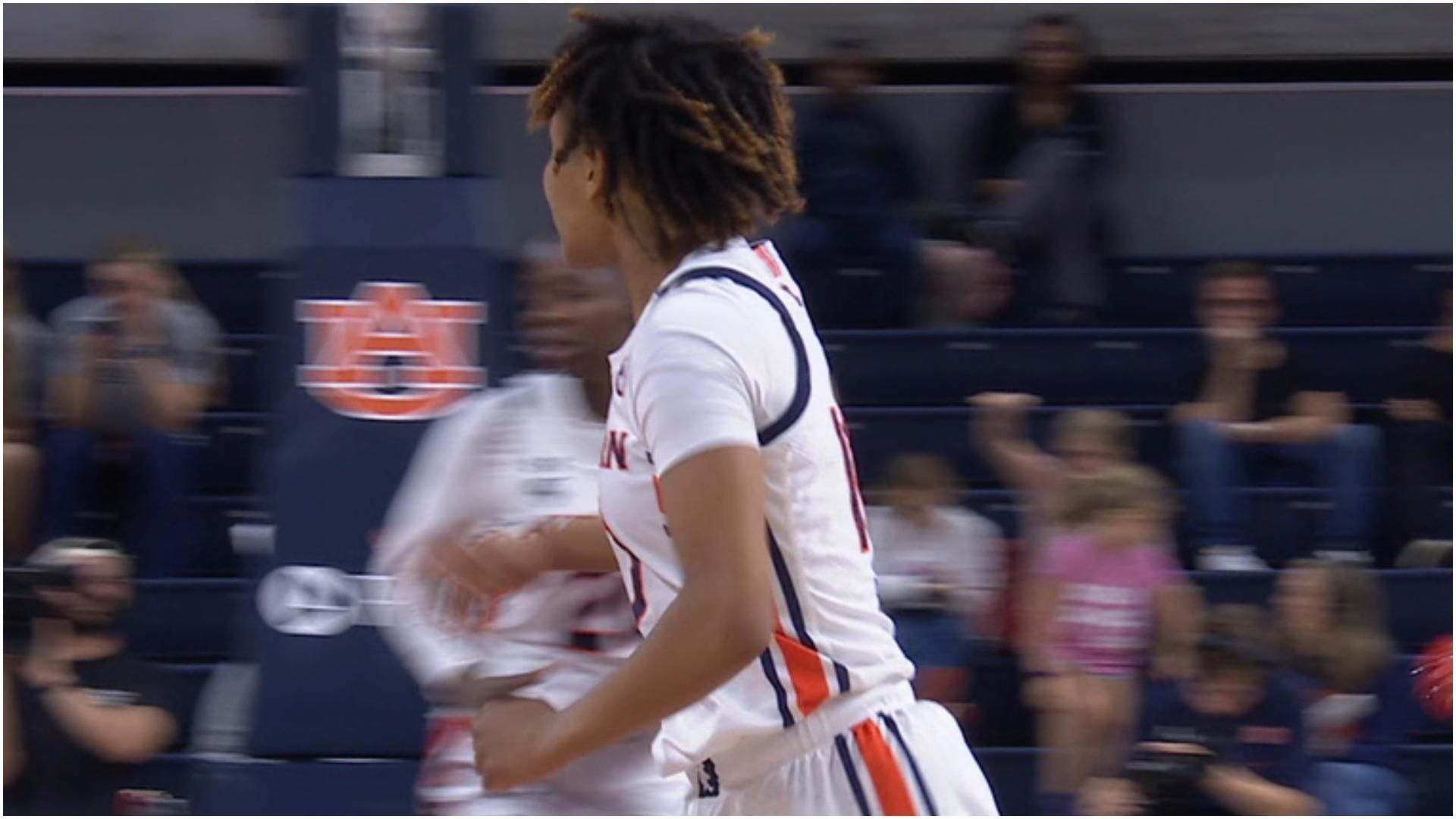 Sydney Shaw knocks down the 3 for Auburn - ESPN Video