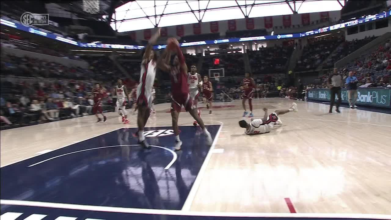 Meechie Johnson Jr. makes a nice move for the layup - ESPN Video