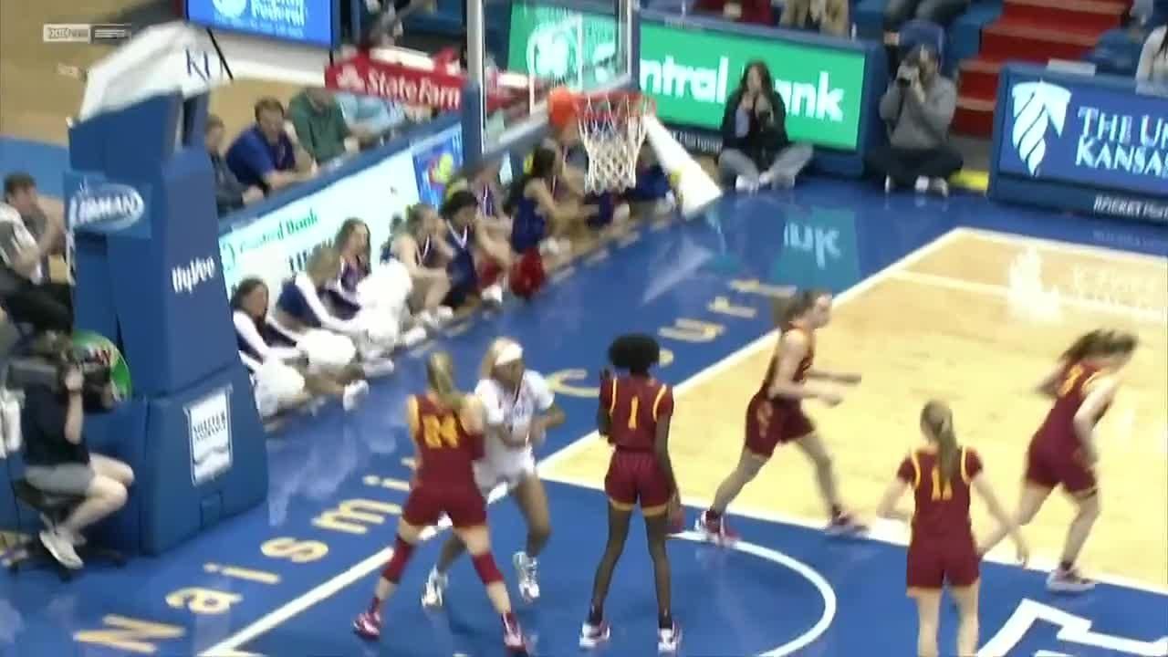 Wyvette Mayberry makes beautiful dime for a basket - ESPN Video
