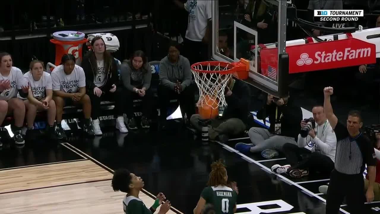 Isabelle Bourne gets the hoop and the harm - ESPN Video