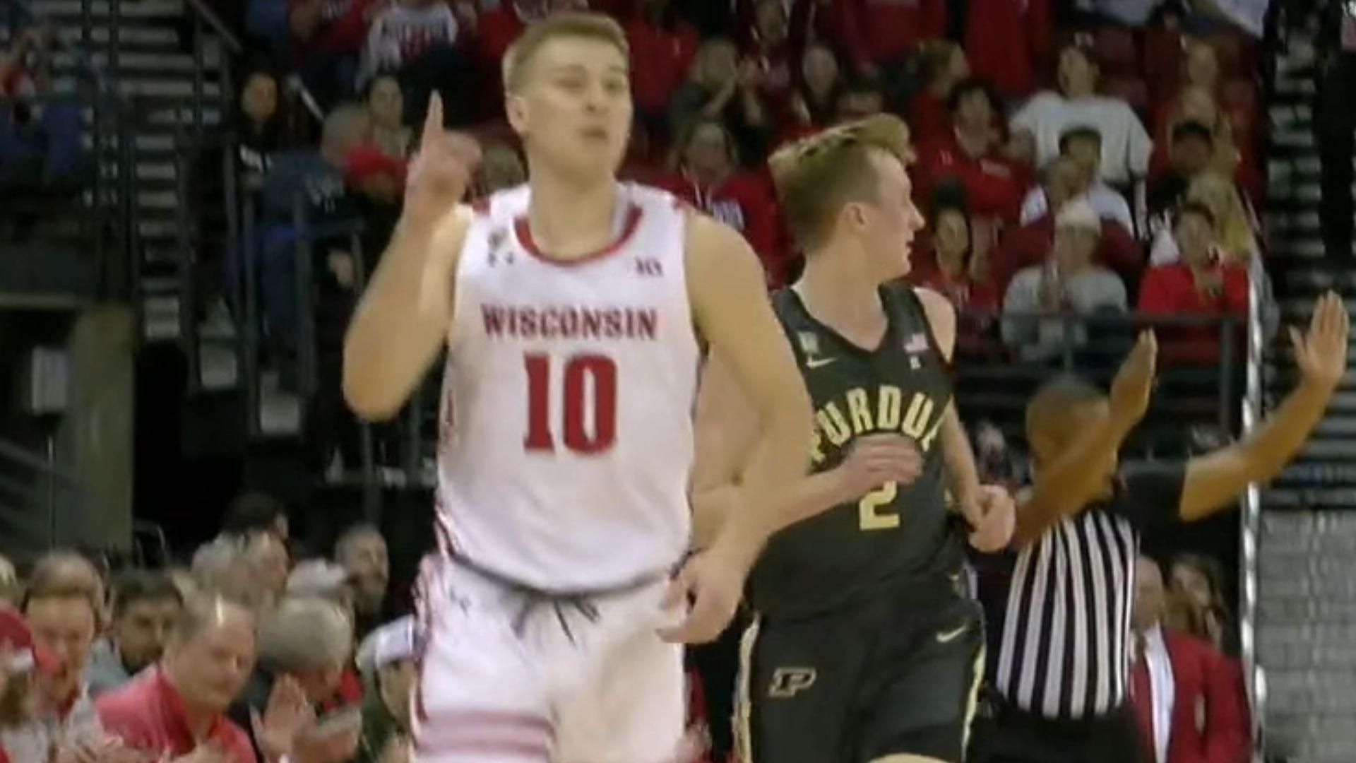Isaac Lindsey gets the Wisconsin crowd hyped after hitting a 3 - ESPN Video