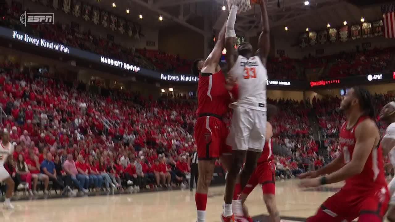 Moussa Cisse rocks the rim with powerful jam - ESPN Video