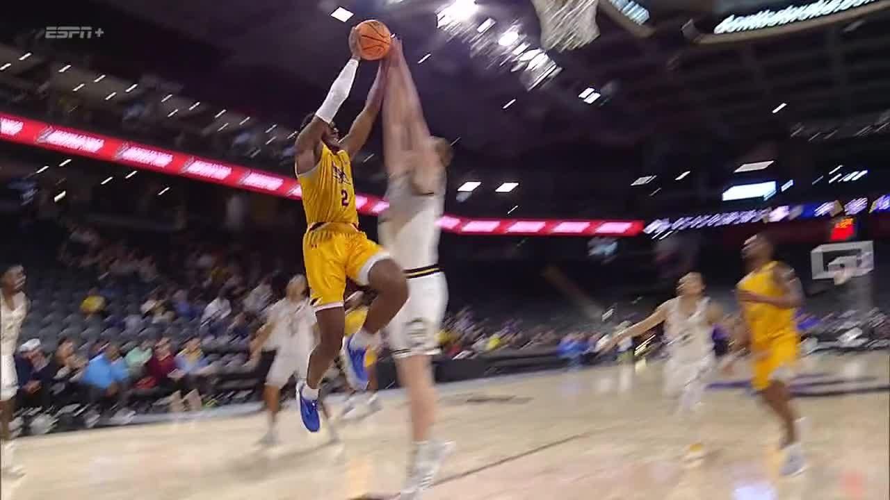 Travis Henson skies for big dunk - ESPN Video