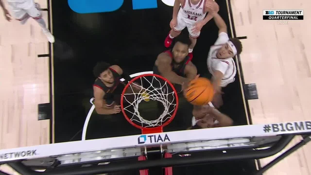 This missed dunk ricochets way over the backboard - ESPN Video