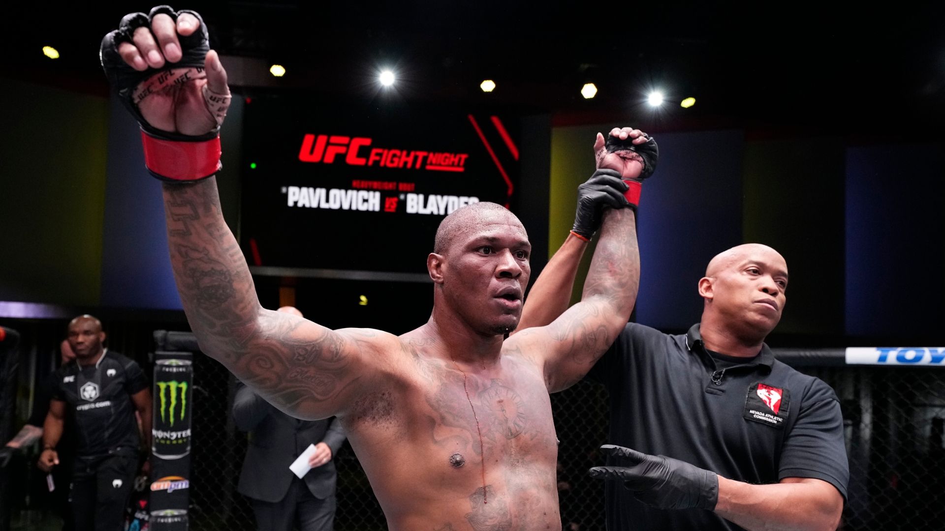 Mohammed Usman gets brotherly advice before taking decision win in UFC ...