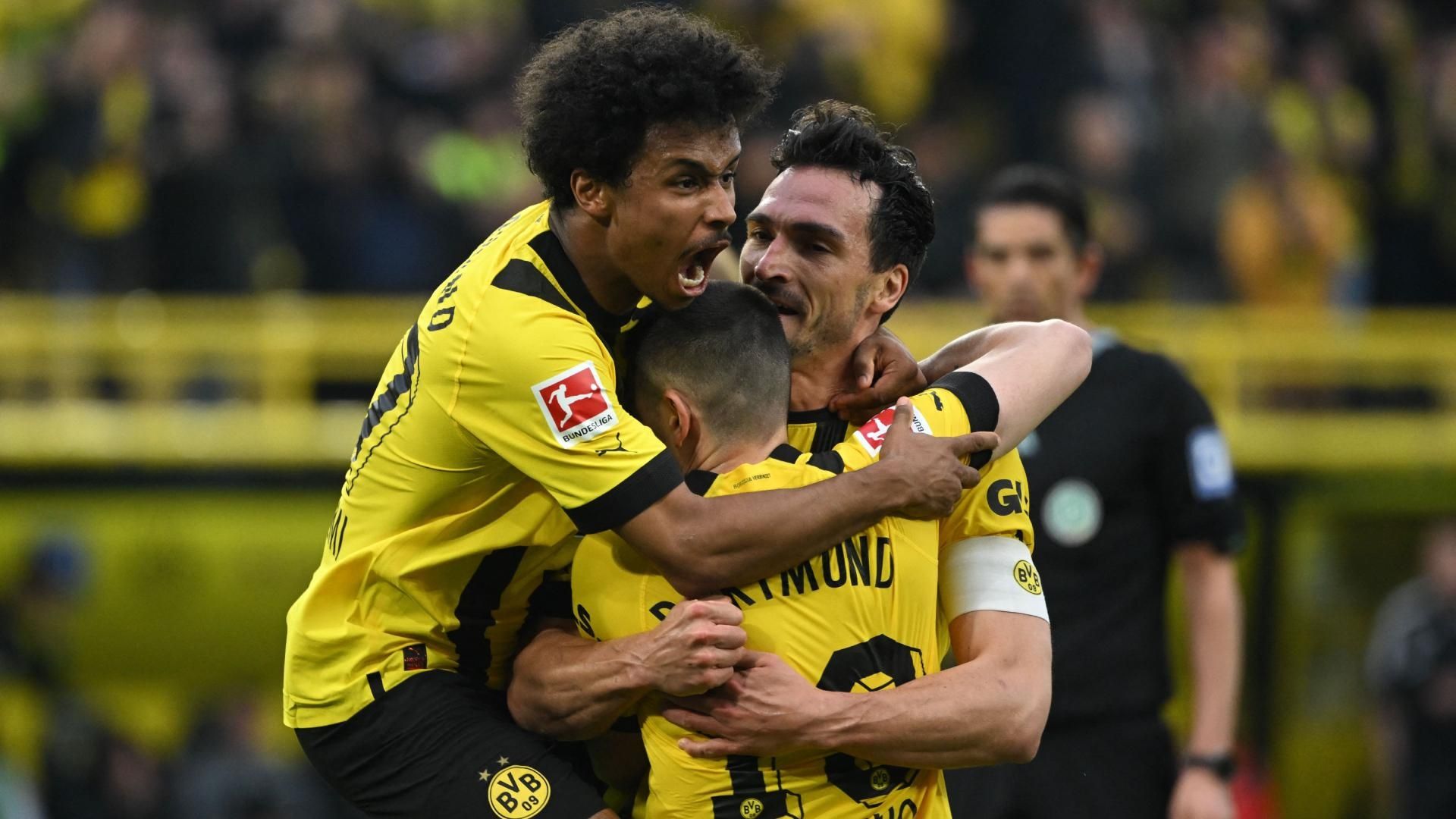 Excellent passing leads to a Dortmund third - ESPN Video