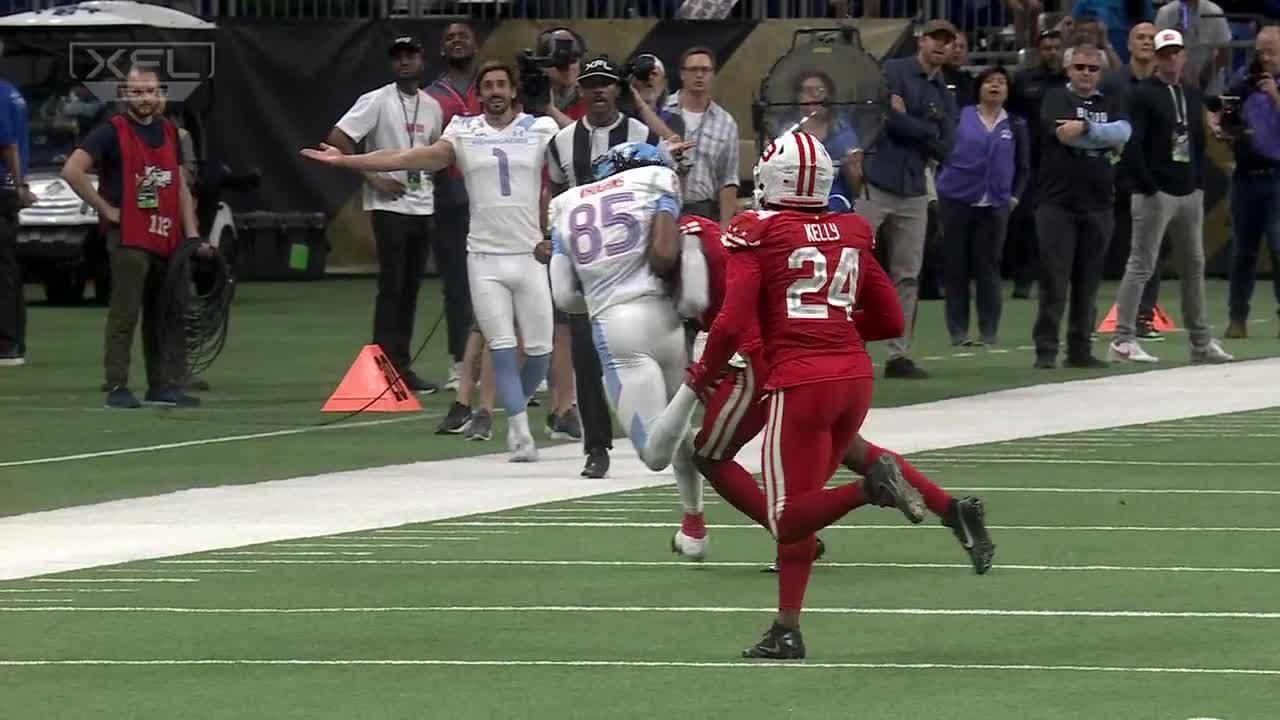 Tyler Vaughns makes stellar over-the-shoulder catch for Renegades ...