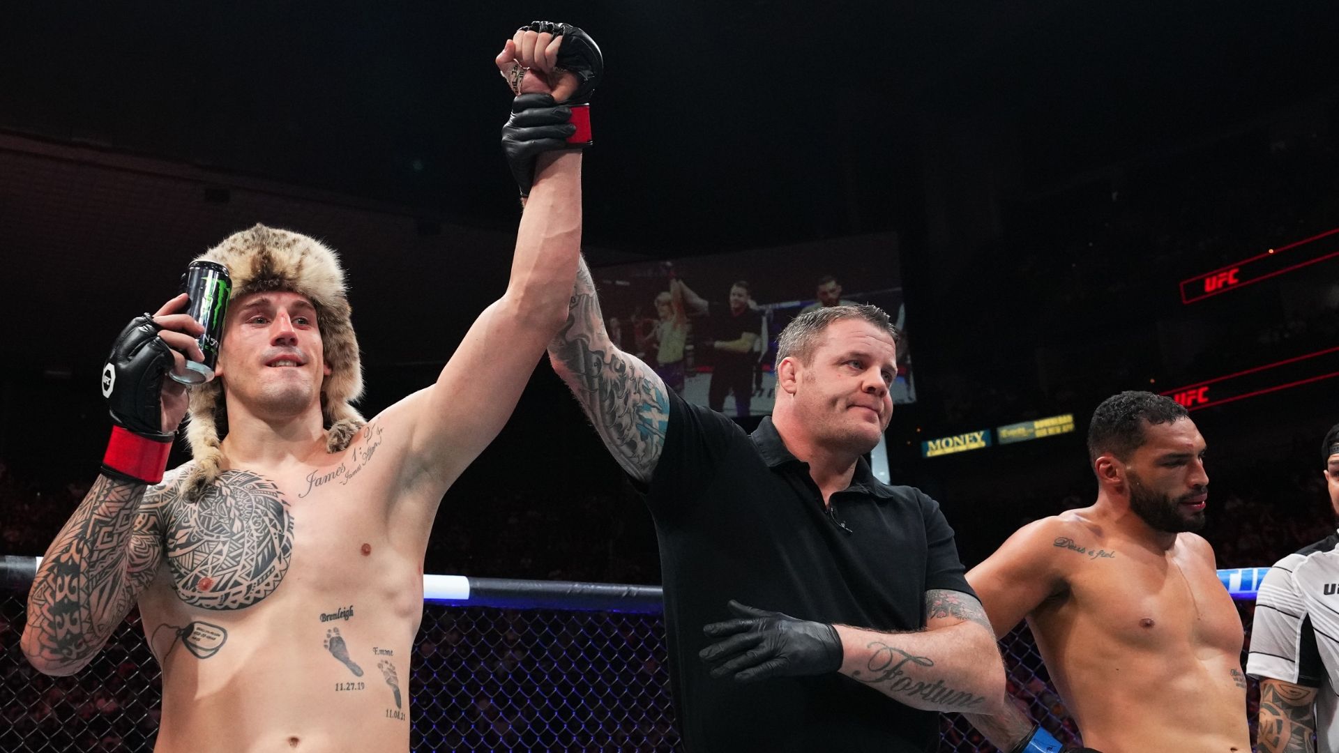 Brendan Allen gets 5th straight win with big punch, submission - ESPN Video