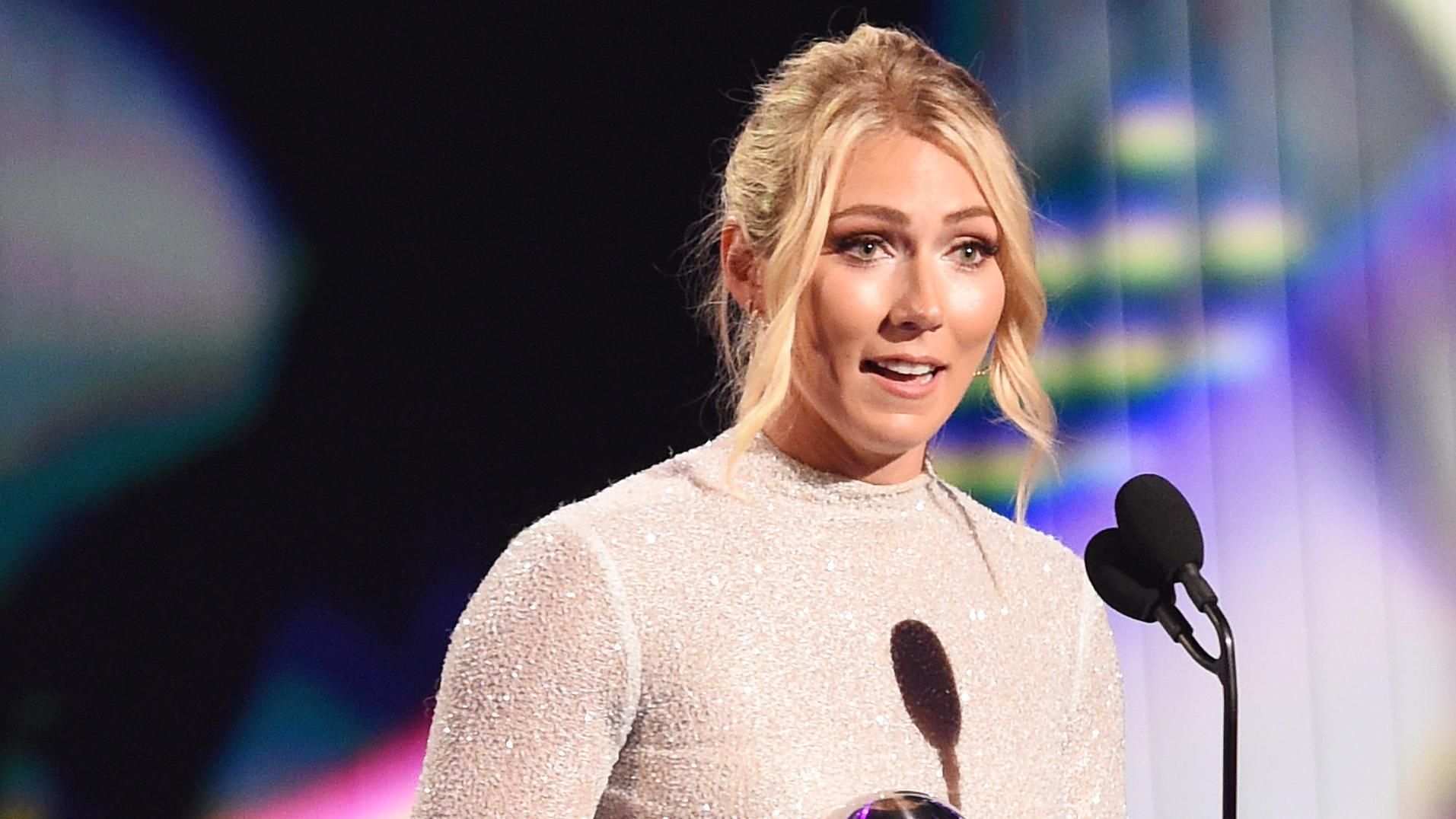 Mikaela Shiffrin wins ESPY for Best Athlete, Women's Sports - ESPN Video