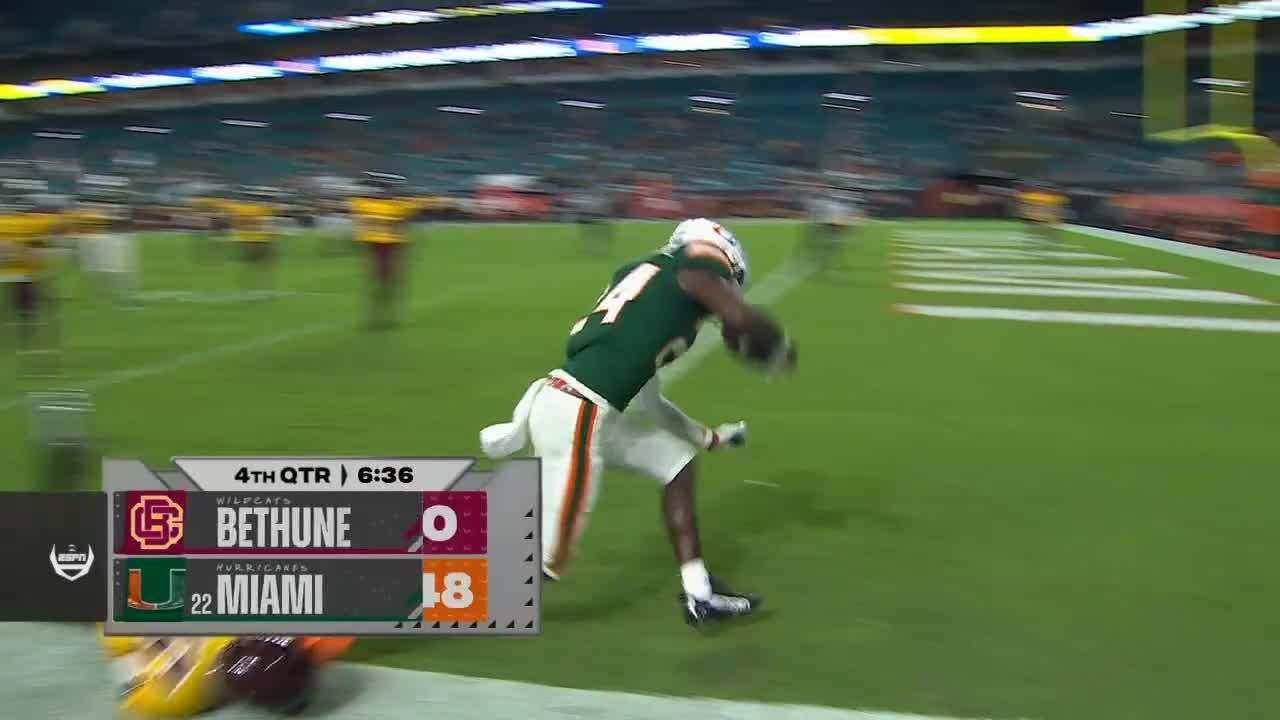 Chris Johnson Jr. crosses goal line for 21-yard touchdown - ESPN Video