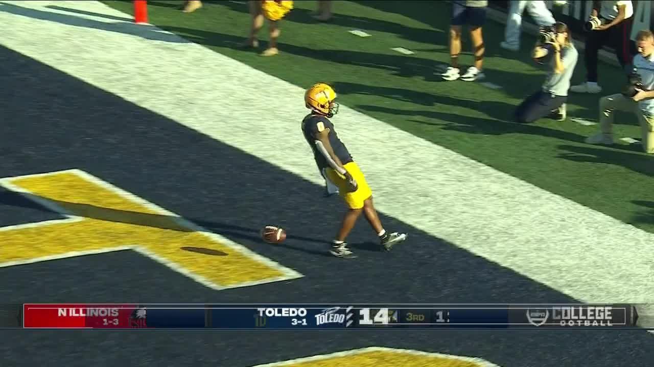 End Zone! Jacquez Stuart scores 7-yard rushing TD - ESPN Video