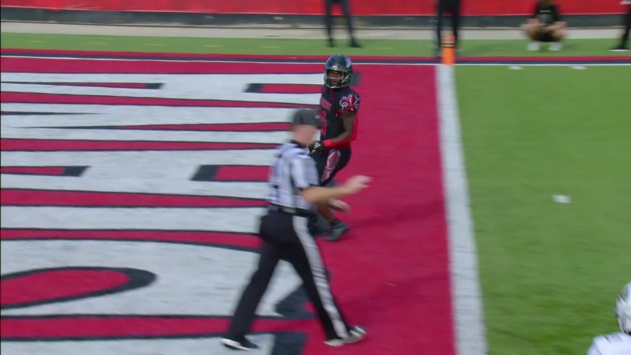 Zylan Perry runs for 6-yard TD - ESPN Video