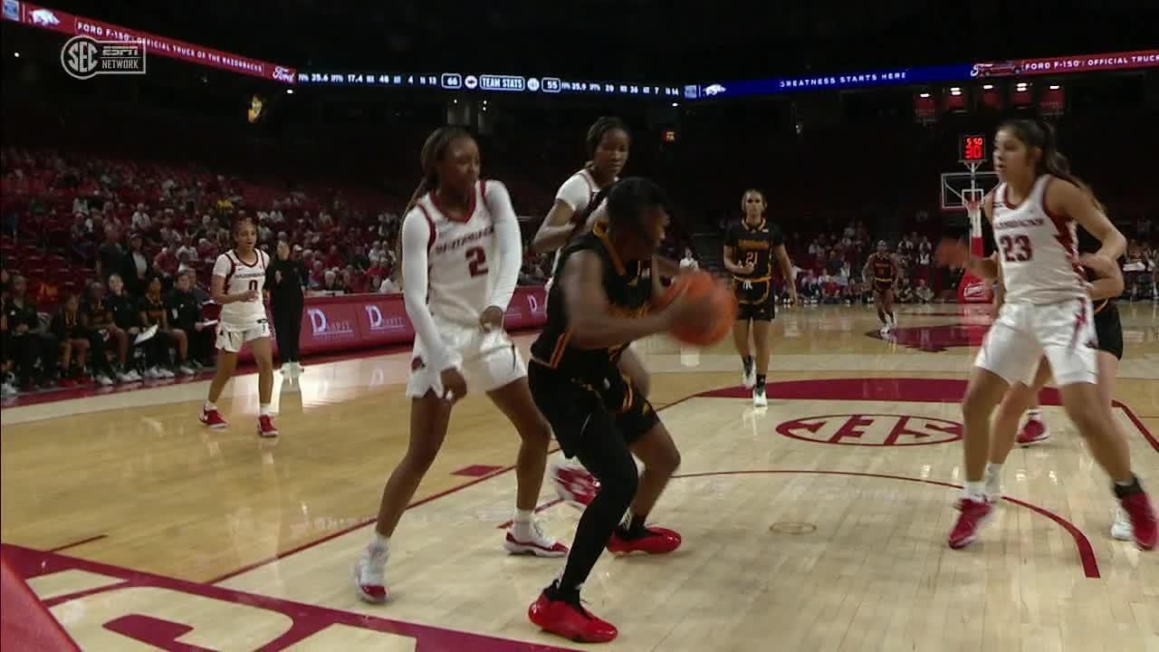 Maryam Dauda rises to block the shot - ESPN Video